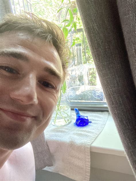 Spot The Squirrel Were Friends Scrolller