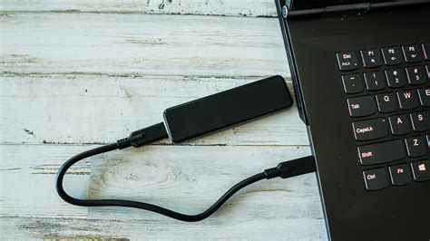 Ravpower Mini Portable Solid State Drive Review Thinkcomputers Org