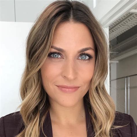 Andreia Sofia Matos A Nossa Selfiemf Estamos Quase No Ar Até Já