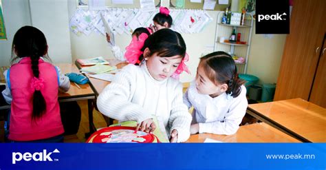 Зөвлөмж Хүүхэд биеийн жингийн 10 хувиас хэтрэх жинтэй цүнх үүрч болохгүй Peak News