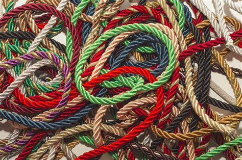 로프의 장식 색된 코드 혼란 방식으로 흩어져 섬유 산업 스레드 장식 0명에 대한 스톡 사진 및 기타 이미지 0명 공예