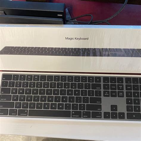 Apple Magic Keyboard With Number Keypad Space Grey 電腦＆科技 電腦周邊及配件 電腦鍵盤及相關產品 On Carousell