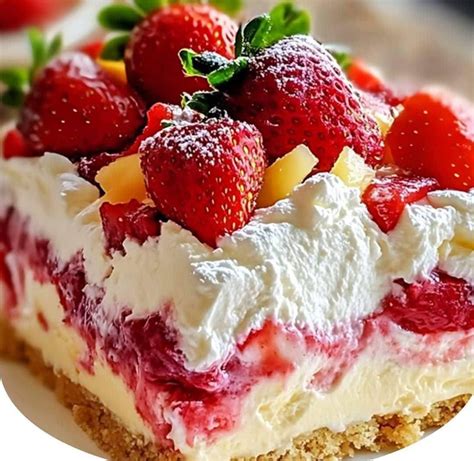 Tropical No Bake Strawberry Split Cake Yummy Recipes