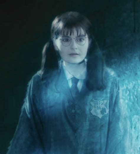 Pin By Wilma 🂡 On 𝔥𝔞𝔯𝔯𝔶 𝔭𝔬𝔱𝔱𝔢𝔯 Moaning Myrtle Moaning Myrtle