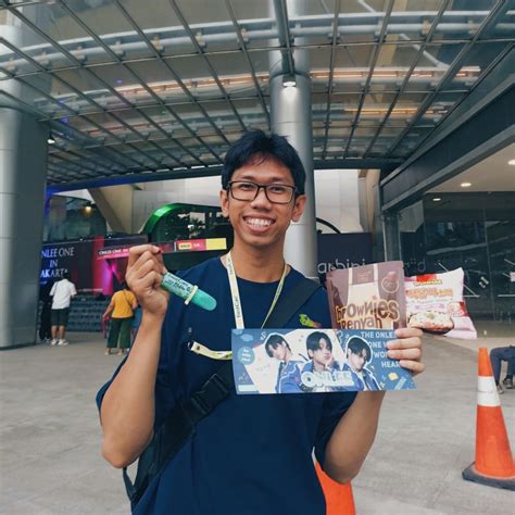Mengidolakan Idol Korea Sudah Saya Geluti Sejak Lama Terutama Di Bidang