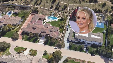 Britney Spears Brad Pitt And Oprah Winfrey Among The A Listers Who