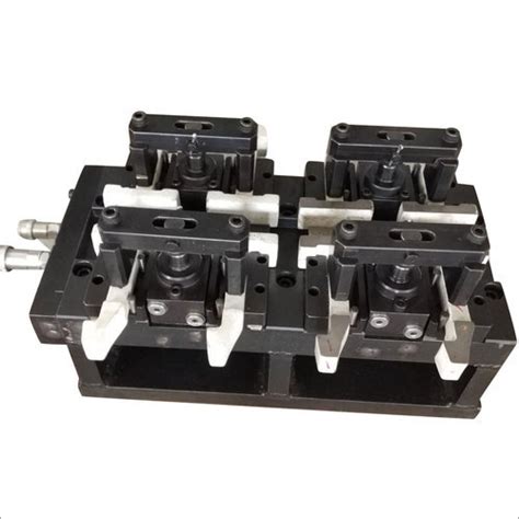 Vmc Machine Color Blue At Best Price In Coimbatore Mac Machine Tools