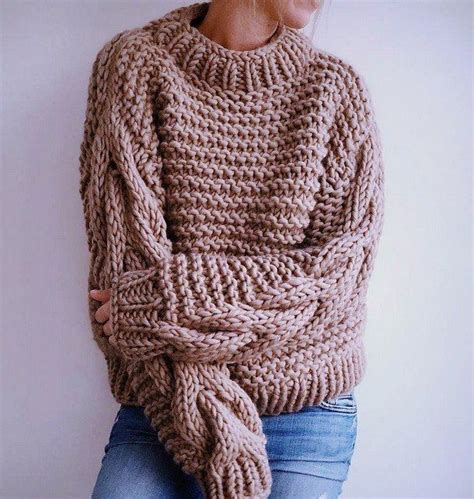Зимняя вязка какие вещи будут в моде в сезоне 2020 2021 Вязание крючком узоры для свитера