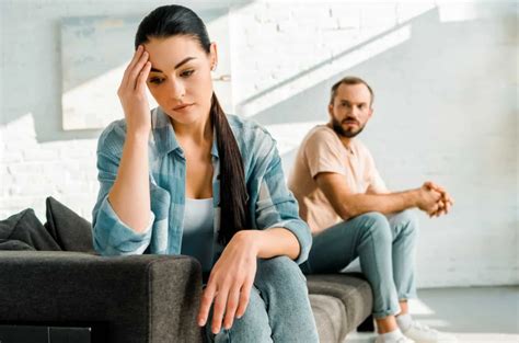 10 Signs You Have Issues With Commitment Potential Signs