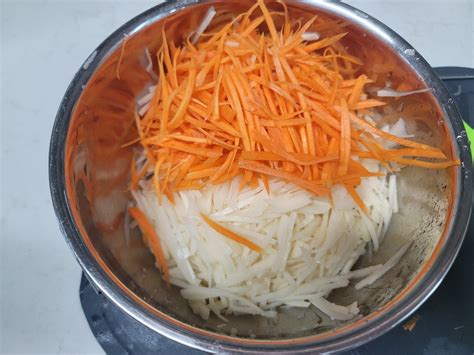 당근감자채전 레시피