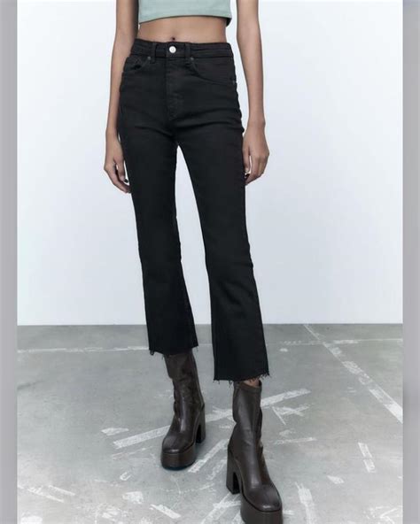 Джинси Zara — ціна 899 грн у каталозі Джинси Купити жіночі речі за доступною ціною на Шафі