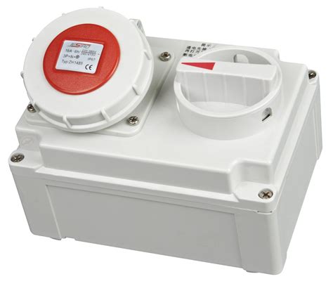 Reliable 5p Industrial Socket With Isolator Dust Protect 16 Amp