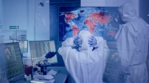 미래 지향적 인 실험실에서 과학자가 생체 유해 물질로 작업하는 스트레스를 받았습니다 전 세계가 감염 2명에 대한 스톡 사진 및 기타 이미지 Istock