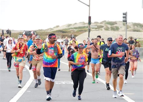 Runners In The Bay To Breakers Annual Race In San Francisco Ca