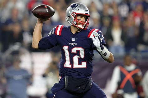 Tom Brady Throws 500th Touchdown Pass Breaks Record By Finding Josh Gordon Pats Pulpit