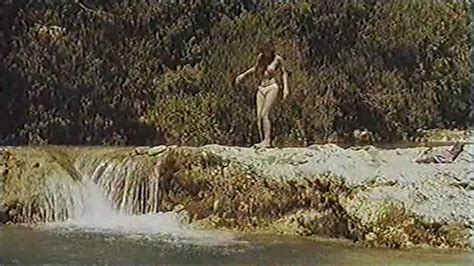 Naked Silke In Tengo Una Casa