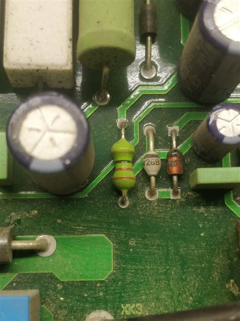 Help me identify component : r/AskElectronics