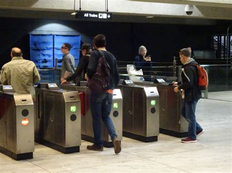 San Francisco Bart — Tunnel Time