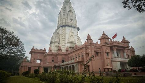 7 Temples In Varanasi That Are All About Culture And Heritage