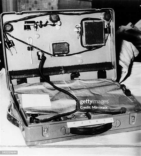 Spy Ring Photos And Premium High Res Pictures Getty Images