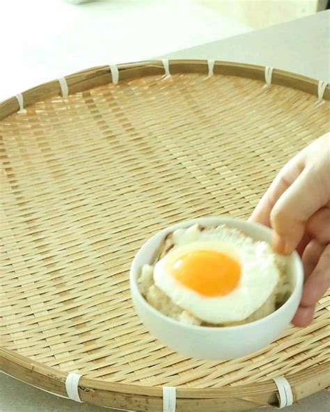 24년차 주부의 따뜻한 밥상 📙오늘도 맛있는 연주네 식탁 저자 오랜만에 반찬 생산 가장 기본적인 최애 반찬들 여기에 김만 추가하면 최고의 밥상이죠~🥰 🍓