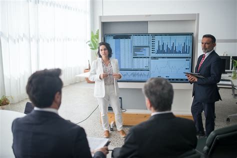 Why Technical Analysis Tools Are Better For Stock Trading