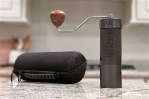 A Quick Look at the 1Zpresso J-Max Grinder