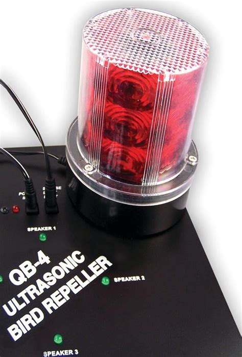 Bird X Deterrent Ultrasonic Bird Control With Strobe Light Covers 6000