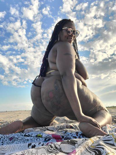 Post [724965224772517888] Ebony Tumbex
