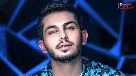 تیپ و استایل جذاب ارسلان قاسمیعکس