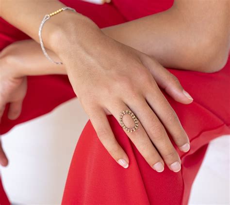 Home Danai Giannelli