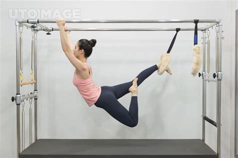 필라테스 296 Pho592 유토이미지 사진 사람 생활 Pho592c 한국 대한민국 한국인 아시아 필라테스 기구 기구필라테스 기구운동 다이어트