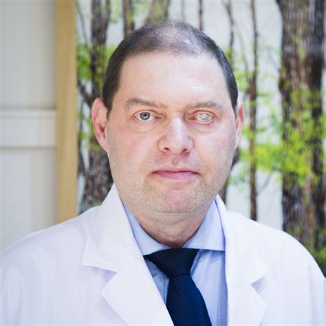 Dr Néstor Morgulis Sanatorio Güemes