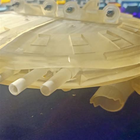 3d Printable Droid Body With Leg Connectors By Sean Reno