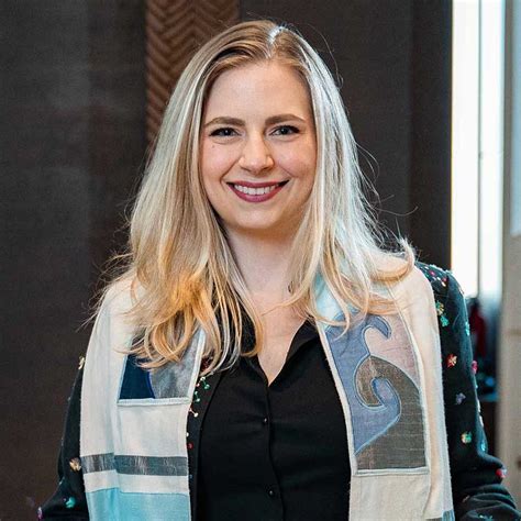 Cantorial Soloist Jessica Bass Temple Beth Am