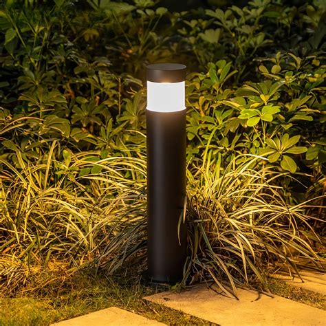 Yl 9007 Outdoor Led Lawn Light With Grey Lamp Body