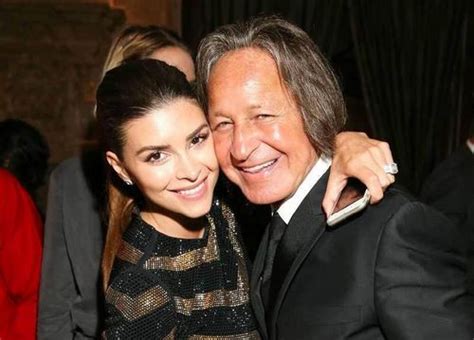 شیوا صفایی کیست ؟ بررسی بیوگرافی بانوی میلیاردر ایرانی آمریکایی بت مارکت