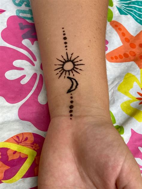 Sun And Moon Summer Henna☀️ Small Henna Tattoos Simple Henna Tattoo