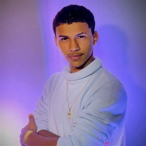 Gusttavo Santana Cantor Gustavo Santana • Threads Say More