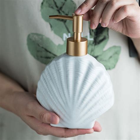 Badu Bg Керамичен дозатор за течен сапун Морска звезда Форма на раковина Баня Суббутилиране