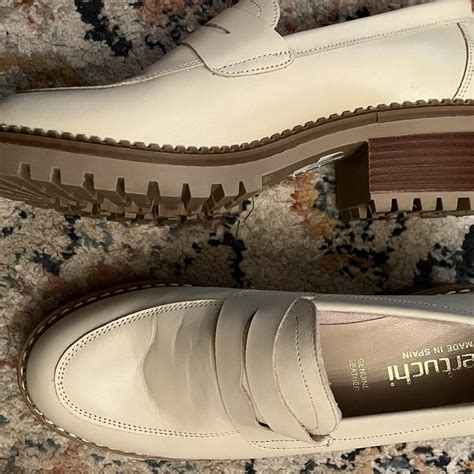 Bertuchi Heeled Loafers Cream Color Size 8 5 Preppy Depop
