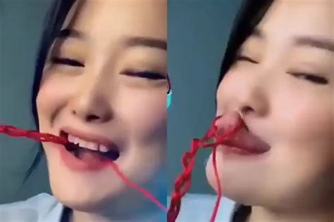 Viral Video Tongue Tastic Girl Stuns Netizens With Her Amazing Tongue