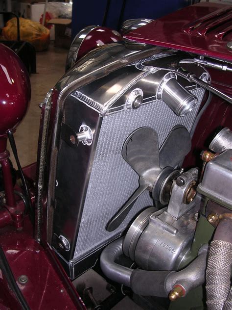 Aluminium High Performance Radiators Water Swirl And Header Tanks