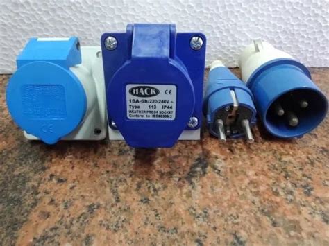 Male And Female Plug Sockets At ₹ 250 Piece इंडस्ट्रियल सॉकेट In New