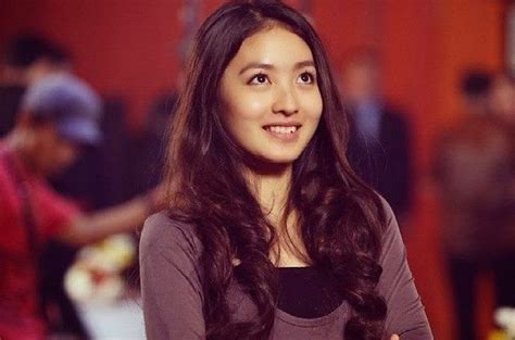 10 ARTIS MUDA INDONESIA PALING CANTIK SAAT INI