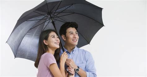 폭염에 탈모 걱정 왜 “남자도 양산 쓰세요”