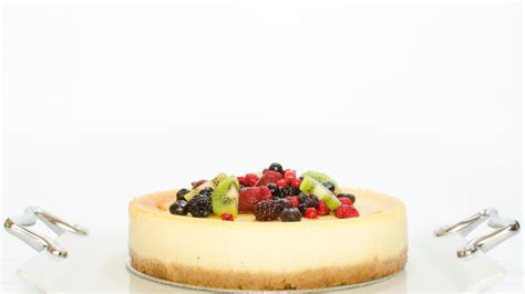 20 Delectable Cheesecake Toppings You Need To Try Whimsy And Spice