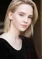 Sophie Thatcher Nude Pics Videos Sex Tape