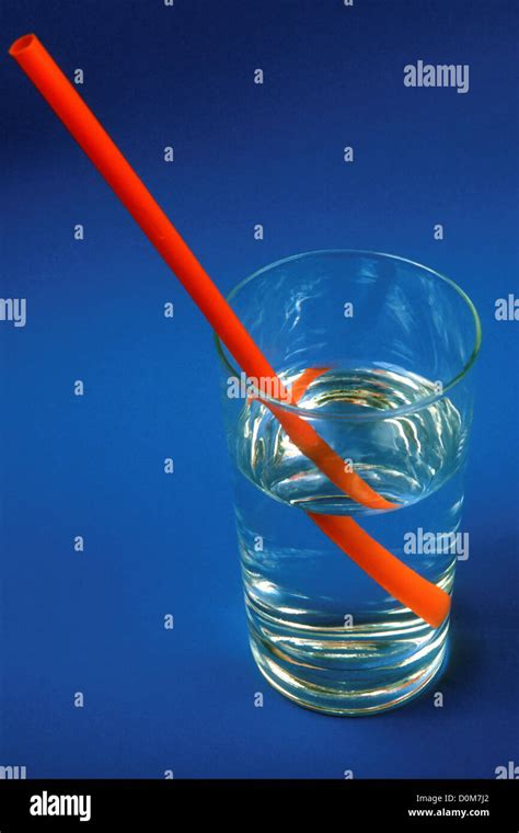 Water Straw Refraction Hi Res Stock Photography And Images Alamy