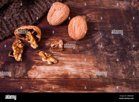 Nuts With Shell And Without Stock Photo Alamy